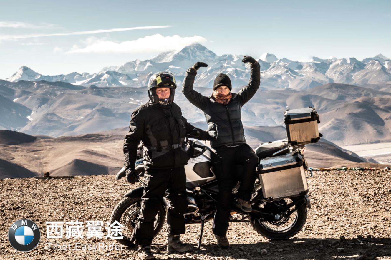 Lance and sally - Motorbike and car-sharing platform -Book2wheel